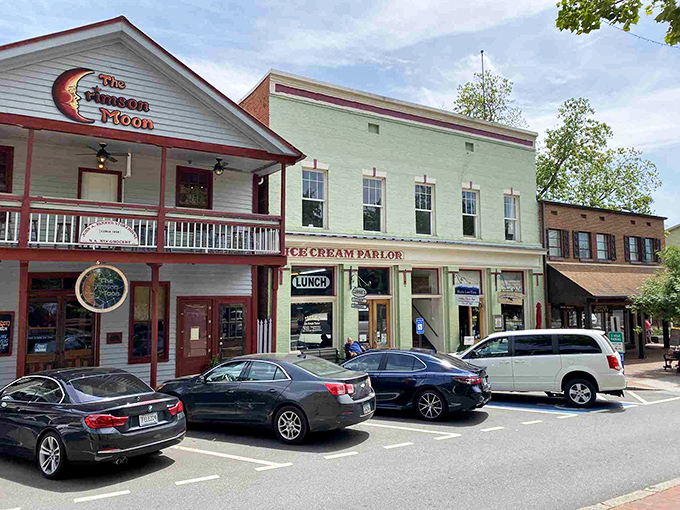 The Crimson Moon caf&eacute; anchors this stretch of storefronts where you can satisfy your appetite for both food and small-town charm in equal measure.