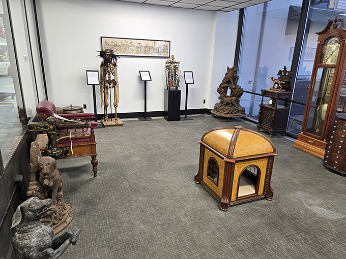 Beyond cars and toys, the museum houses fascinating antiques and collectibles. This eclectic corner reminds us that automotive history intersects with our broader cultural past.