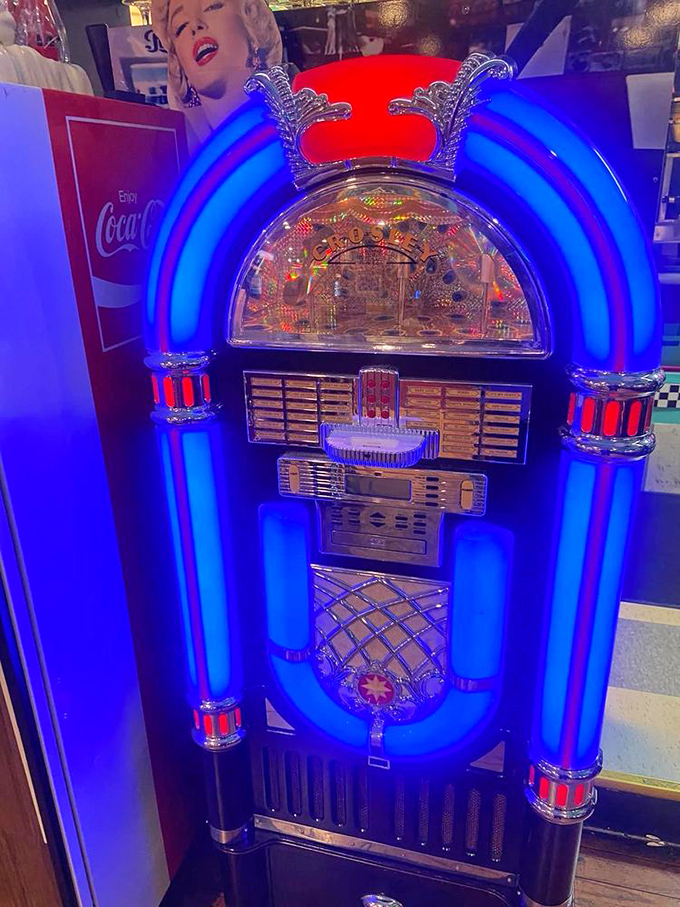 Not just decoration&mdash;this jukebox actually works! Drop in a quarter and suddenly your French toast has a soundtrack worthy of its deliciousness.