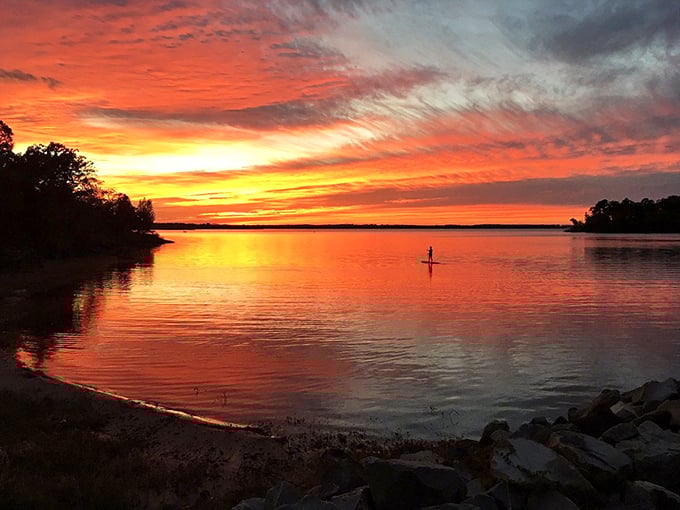 Jefferson's sunsets paint the sky with colors so vivid you'll suspect Mother Nature has been taking night classes in dramatic arts.