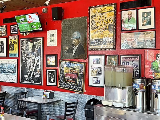 The wall of fame tells stories of blues legends and barbecue pilgrims who came before you. You're not just eating; you're joining a legacy.