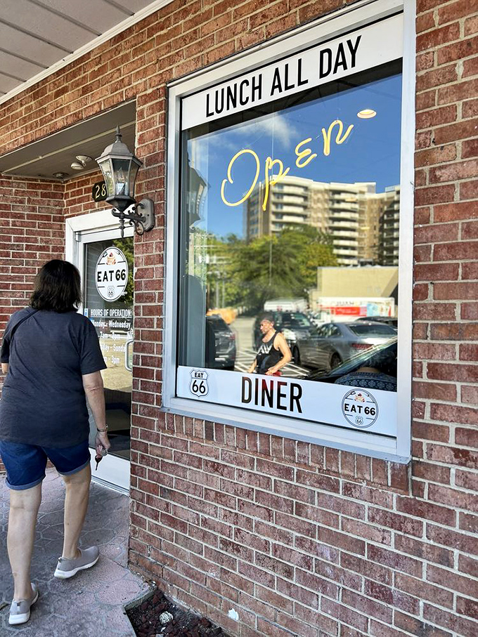 The entrance promises "LUNCH ALL DAY" in bold letters&mdash;a commitment to feeding you properly no matter when hunger strikes.