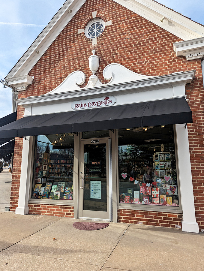 The iconic storefront that's launched a thousand reading lists. Like a literary lighthouse guiding book lovers safely to shore.