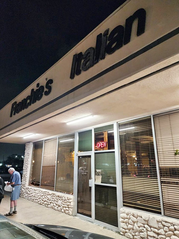 Night falls, but the neon "OPEN" sign beckons hungry Houstonians like a lighthouse guiding ships to safe harbor. Italian comfort awaits inside.