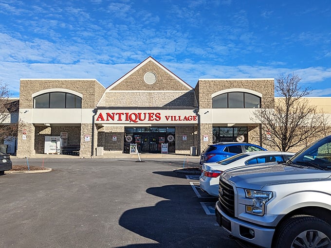 The parking lot fills early on weekends with vehicles that will leave considerably fuller than they arrived. Pro tip: empty your trunk before you come.