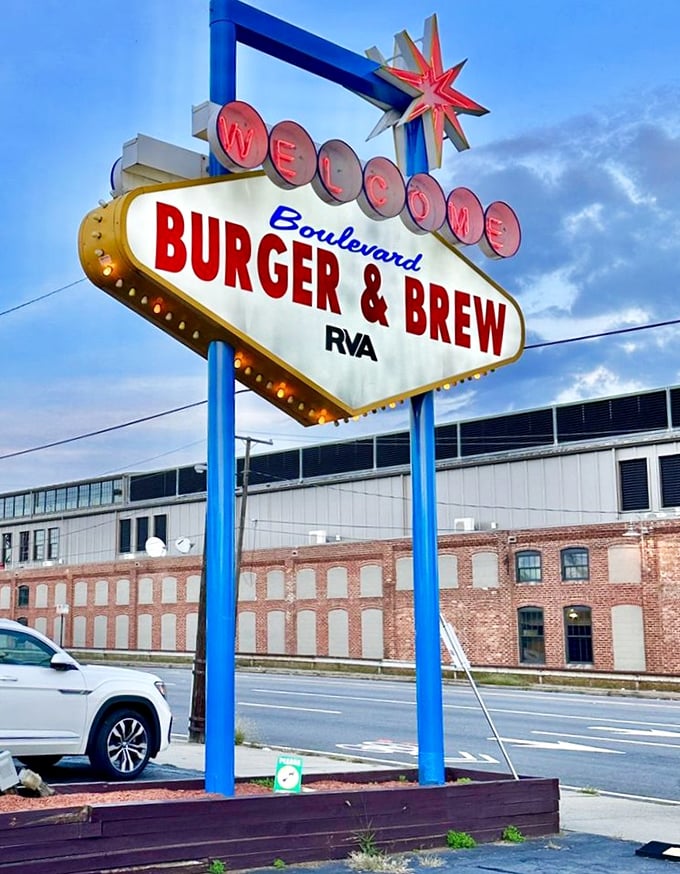 Not all signs are created equal. This mid-century masterpiece doesn't just advertise&mdash;it announces, "Your burger journey ends here." The starburst adds a touch of Vegas to Virginia.