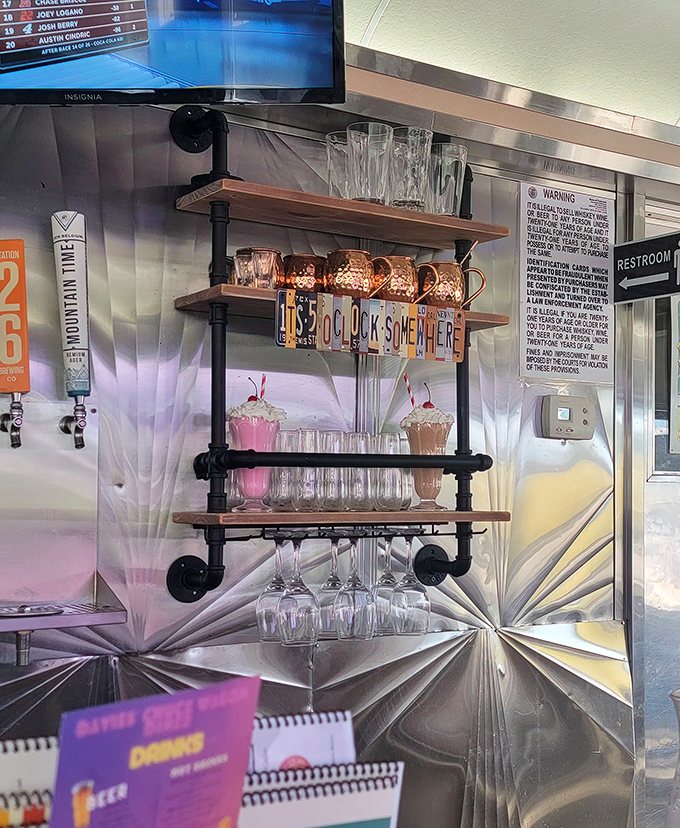 Even the decor tells you to "Go find luck somewhere" &ndash; though your luck's already pretty good if you've found your way to Davies'.