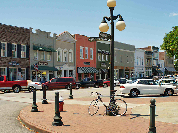 Georgetown's historic Front Street welcomes you with colorful storefronts and Southern charm. Like stepping into a Norman Rockwell painting with better weather!