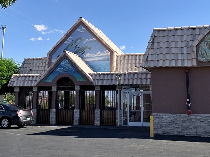 Mariscos Altamar's distinctive roof hints at underwater adventures on your plate. Seafood with southwestern architectural flair! 