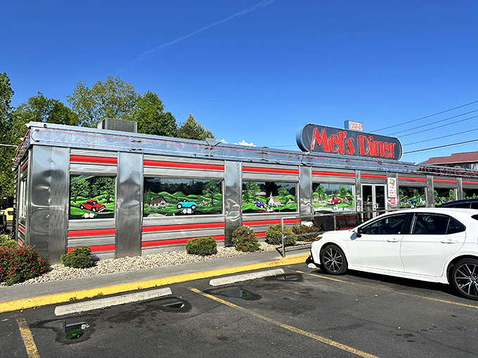 Mel's Diner gleams like a chrome time machine, where breakfast dreams and 1950s nostalgia collide in delicious harmony.