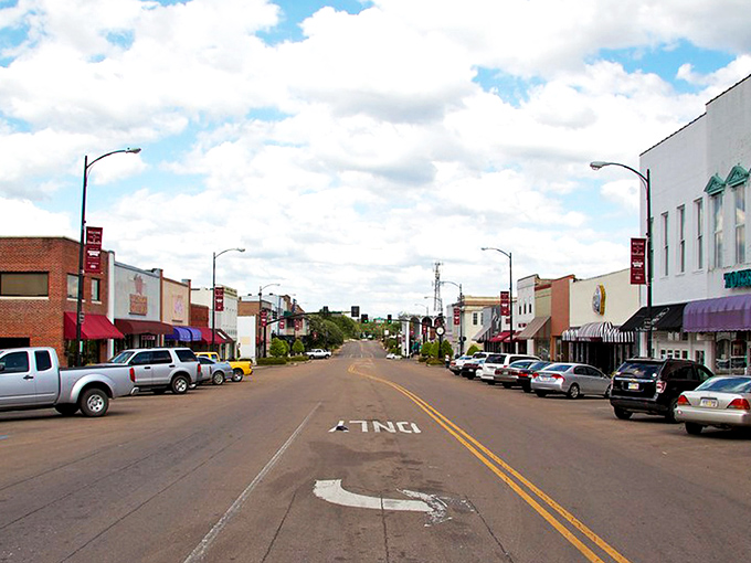 Downtown Starkville offers small-town charm with big possibilities for those watching their wallets&mdash;just like finding that perfect diner with $5 blue plate specials.