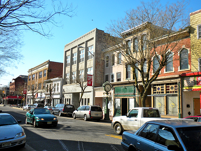 Main Street Bridgeton offers small-town charm without big-city prices &ndash; a winning combination for budget-conscious retirees.