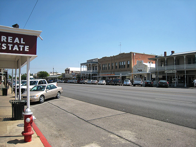 Grab a coffee and soak in the old-world architecture &ndash; Fredericksburg&rsquo;s heartbeat is as warm as its welcome.