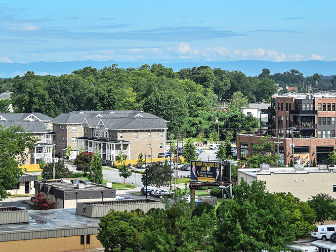 Tree-lined neighborhoods and modern developments make Greenville the Goldilocks of retirement towns &ndash; not too big, not too small.