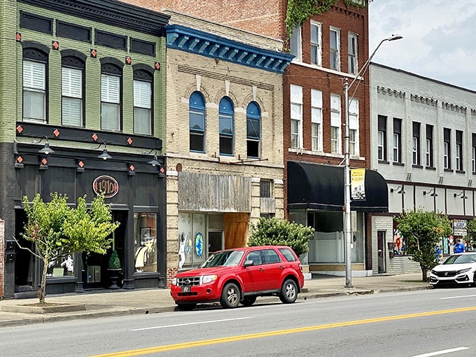 Main Street USA lives on in Elizabethtown &ndash; where neighbors still wave and coffee shops know your name.