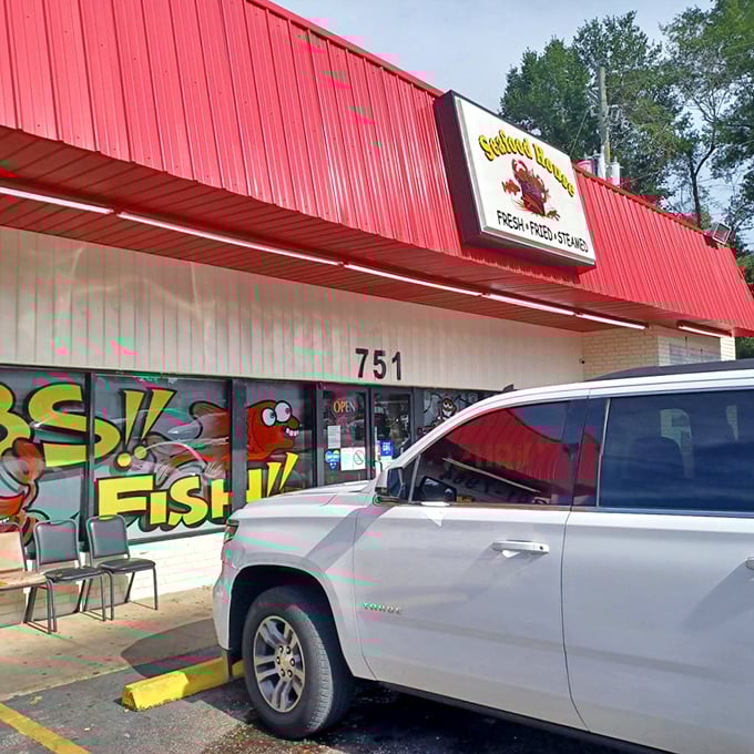 The Seafood House: Where cartoon crabs on the windows promise what's inside &ndash; simple, delicious seafood that'll have you grinning like that animated crustacean.