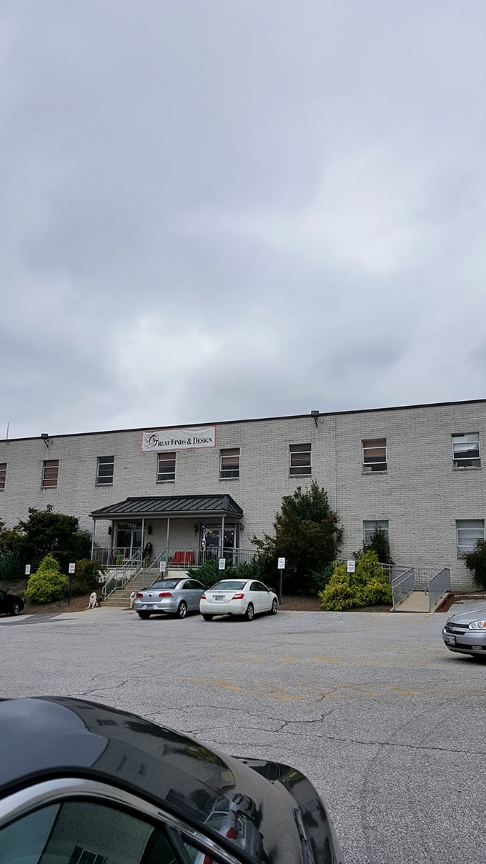 A cloudy day can't dim the allure of this consignment paradise. The white brick fa&ccedil;ade serves as a blank canvas for the colorful stories waiting to be discovered inside.
