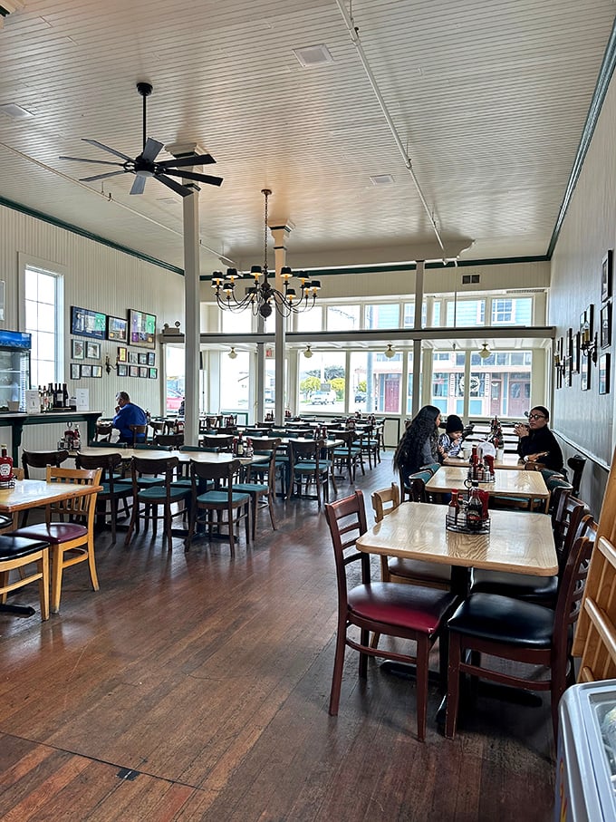 Sunlight streams through windows into this no-frills dining room where seafood, not décor, takes center stage. Simplicity with a view.