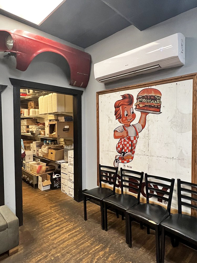 Vintage decor meets comfort at Moore Street's interior. That car fender on the wall? Automotive art watching over your breakfast experience. 