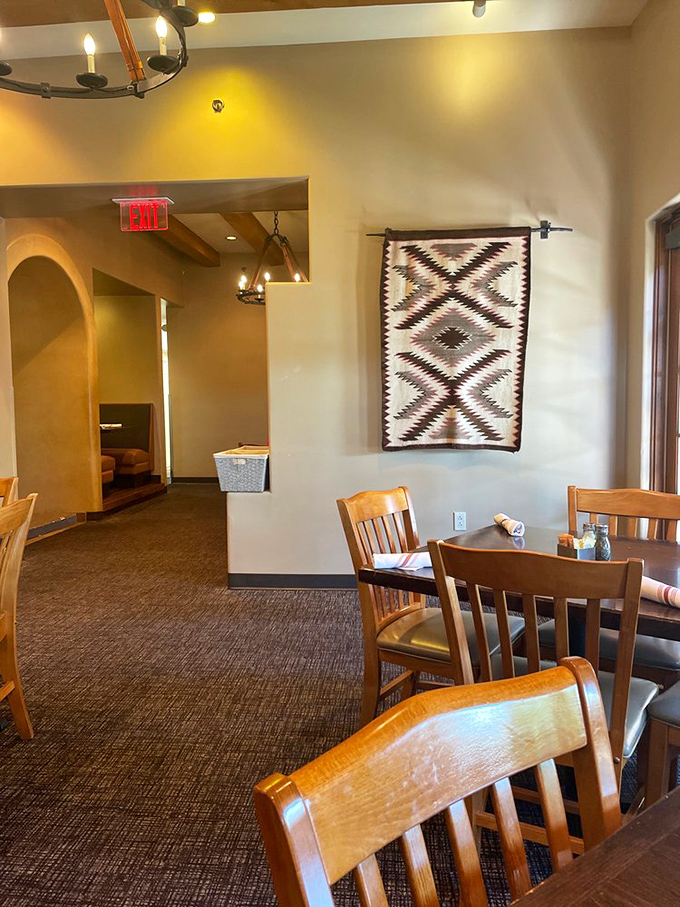 Native American textiles and warm wooden beams create that perfect "mi casa es su casa" vibe that makes you want to settle in for the afternoon.