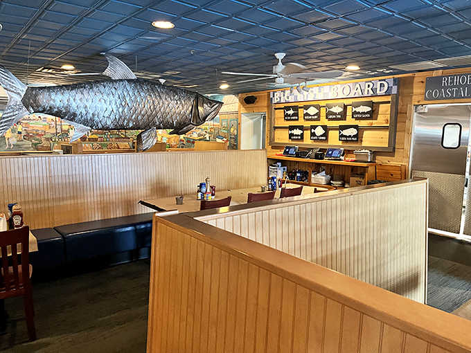 That giant silver fish watching over diners isn't just decoration&mdash;it's keeping an eye on who's ordering the key lime pie before it runs out.