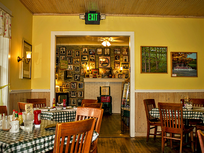 Where memories line the walls and checkered tablecloths promise comfort, this dining room has witnessed more food epiphanies than a cooking show marathon.
