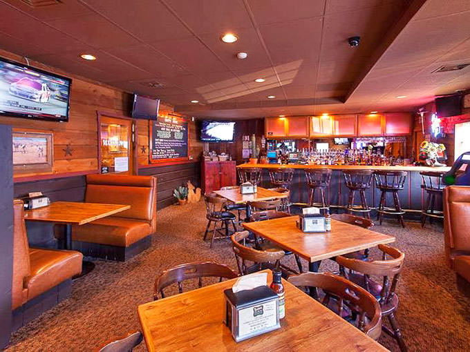 Step inside and you're transported to a cozy Texas roadhouse. Those wooden booths have heard countless "mmms" and "aahs" from satisfied diners.