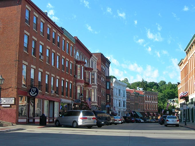 Galena's picture-perfect historic district isn't just for tourists. Many retirees call these charming streets home, enjoying small-town prices with postcard views.