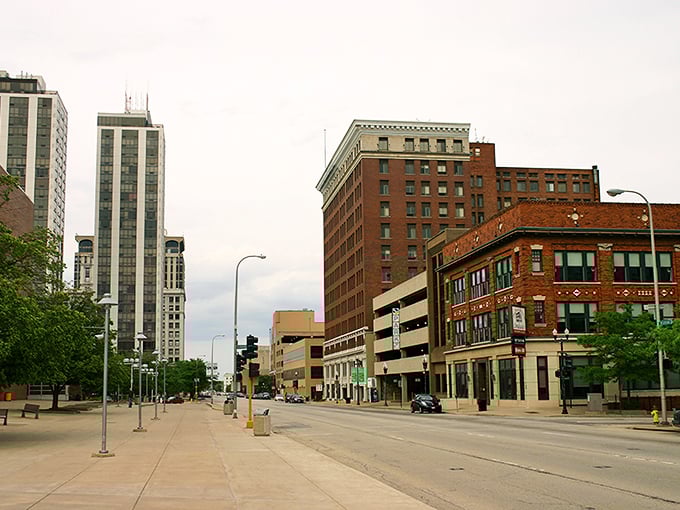 Peoria's skyline reflects in the Illinois River, offering big-city vibes without the big-city price tag for budget-conscious retirees.