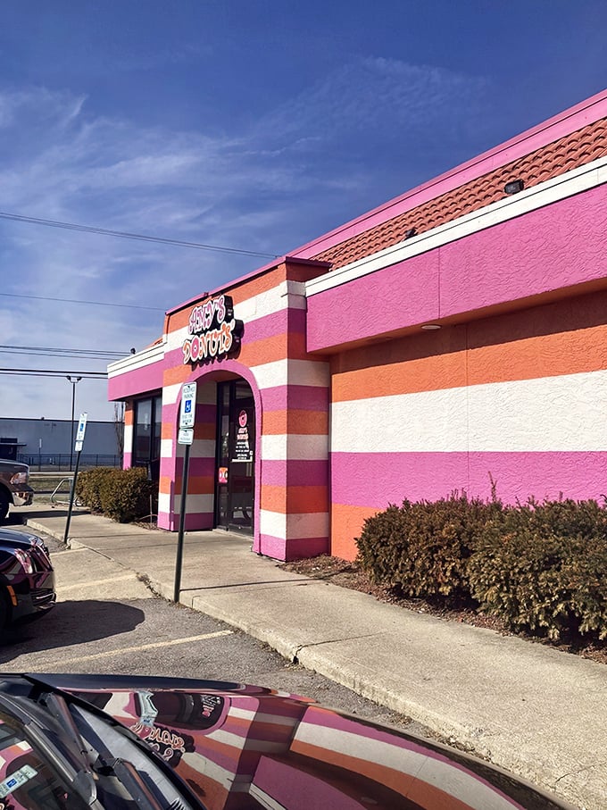 The pink and orange stripes of Amy's Donuts aren't just eye-catching&mdash;they're a warning sign that your diet is about to be gloriously derailed.