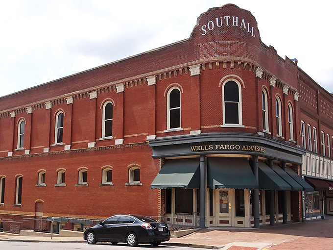 Nothing says "Southern hospitality" quite like Florence&rsquo;s main street&mdash;welcoming, picturesque, and effortlessly charming.