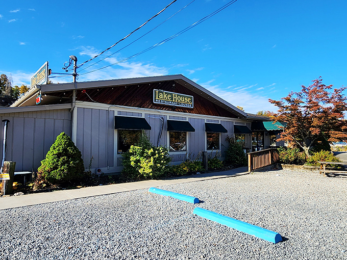 Nestled among autumn trees, this unassuming seafood haven proves that sometimes the best lakeside dining comes without the waterfront price tag.