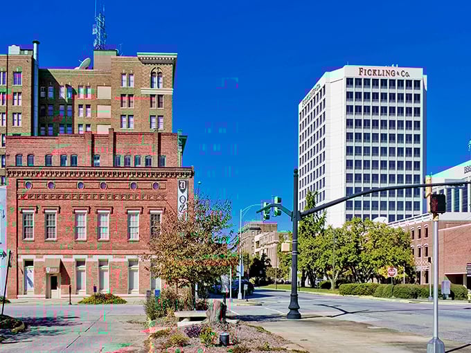 Cars line up along Macon's brick-paved downtown &ndash; a scene that hasn't changed much since your parents' first date night. 