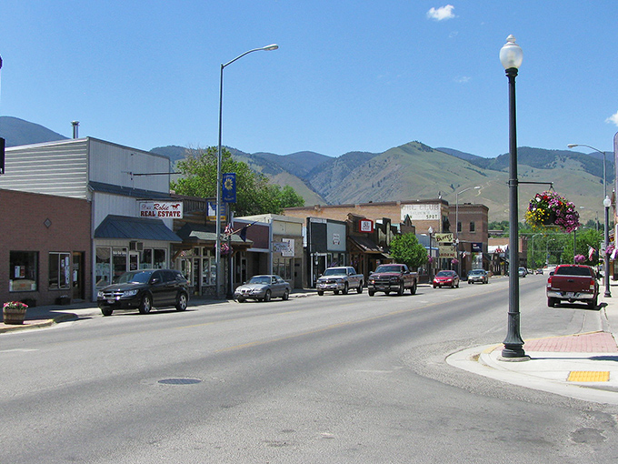 The meeting point of small-town hospitality and big-time scenery, Salmon's Main Street feels like stepping into a Western that time forgot.