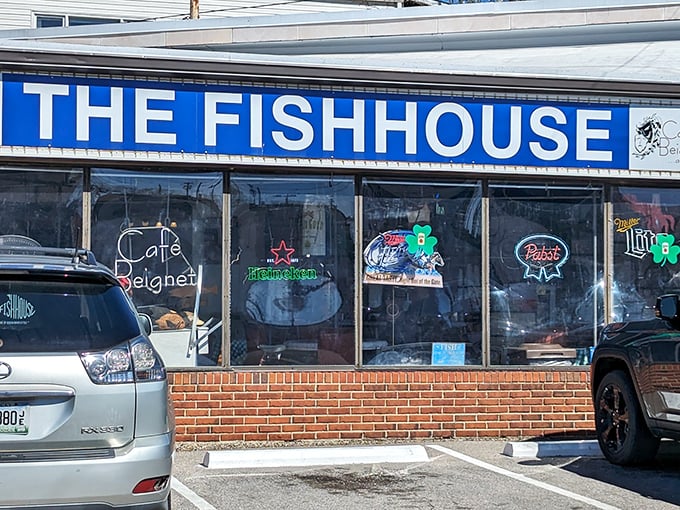 Beer signs in the window, "Fish House" on the marquee &ndash; sometimes the best seafood joints announce exactly what they're about.