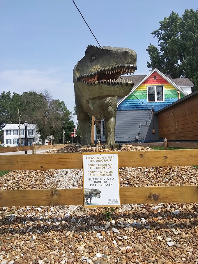 "Please don't feed the dinosaur" might be the most unexpected sign in western Illinois. This prehistoric greeter proves Nauvoo embraces whimsy alongside its history.
