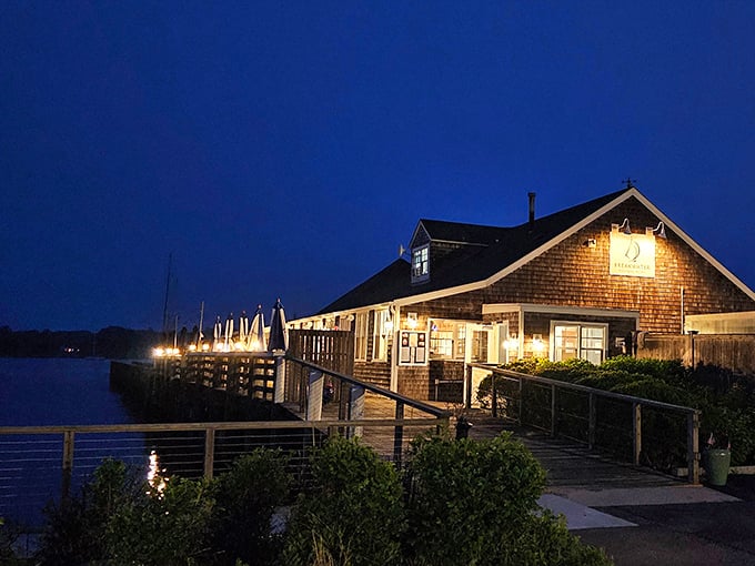 As twilight falls, BREAKWATER transforms into a magical dining spot where the ocean practically seasons your meal for you.