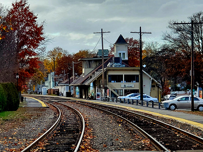 Concord's charming main street has hosted more famous writers than most university English departments &ndash; and looks better too!