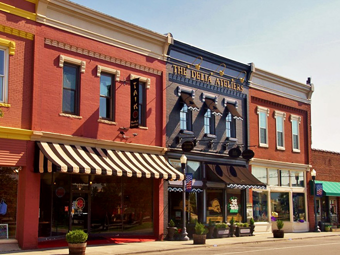 Cookeville's wide, welcoming streets make downtown exploring a breeze. No "I'll circle the block again" parking nightmares here!