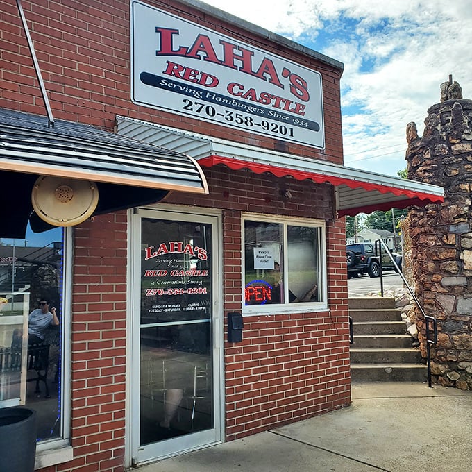 Laha's Red Castle: where burger royalty holds court in a brick kingdom that time forgot—gloriously so.