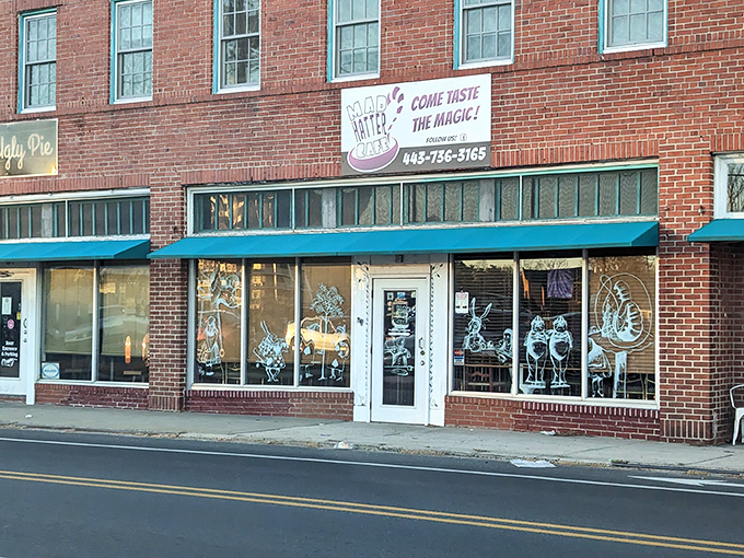 "Come taste the magic" indeed! Mad Hatter Cafe's storybook facade looks like it was illustrated right out of Lewis Carroll's imagination.