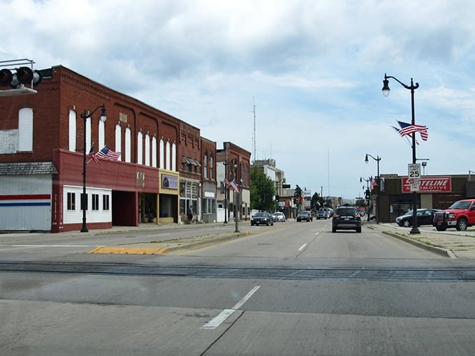Marinette's Pleasant Street lives up to its name&mdash;a place where your wallet can finally exhale after years of big-city suffocation.