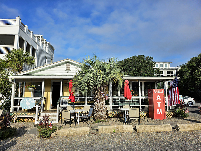 The Seabiscuit Cafe's beachy charm feels like breakfast at your luckiest friend's vacation home—complete with palm trees and ocean breezes.