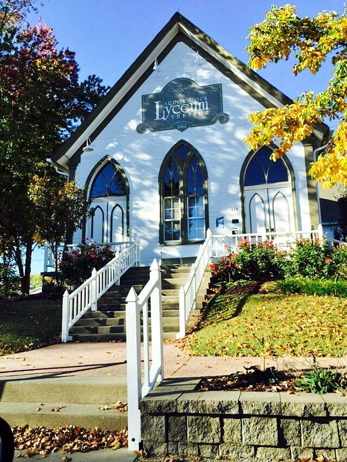 Arrow Rock's preserved 19th-century architecture isn't just for show&mdash;it's home to a community where your neighbor's door is always open.