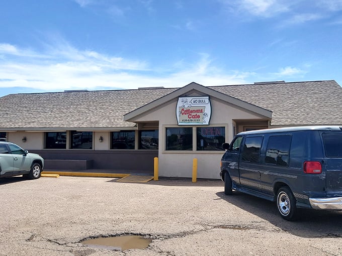 This unassuming caf&eacute; is where hungry road-trippers find salvation after miles of Kansas highway.