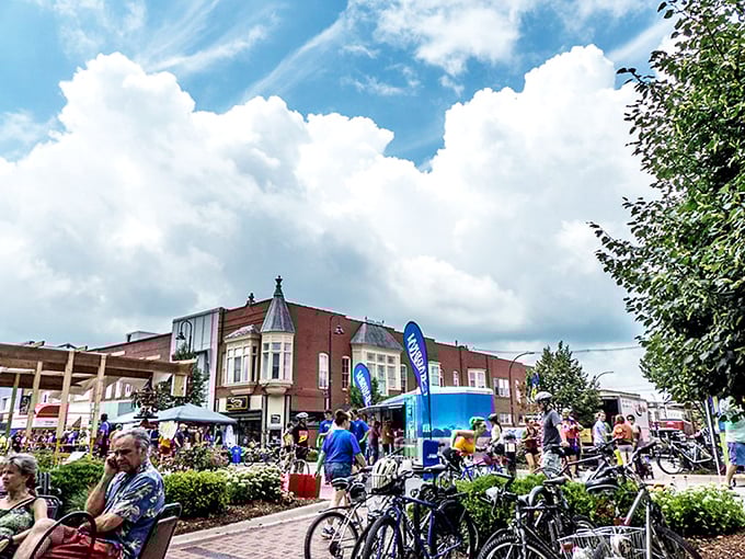 Fairfield's community gatherings bring locals together year-round. The perfect blend of Midwestern values and artistic flair.