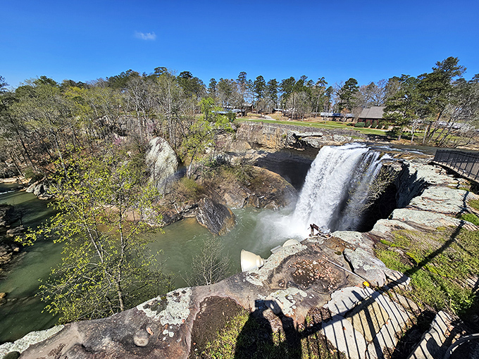 Noccalula Falls doesn't just fall&mdash;it performs. Nature's showing off in Gadsden with this 90-foot waterfall that makes retirement feel like a permanent vacation.