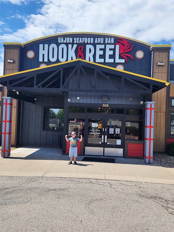 The perfect spot for seafood enthusiasts to roll up their sleeves and dive into bags of perfectly seasoned treasures.