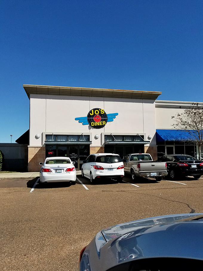 This is where breakfast dreams come true &ndash; Jo's Diner's clean lines and modern take on the classic diner will have you planning tomorrow's visit before you've finished today's coffee.