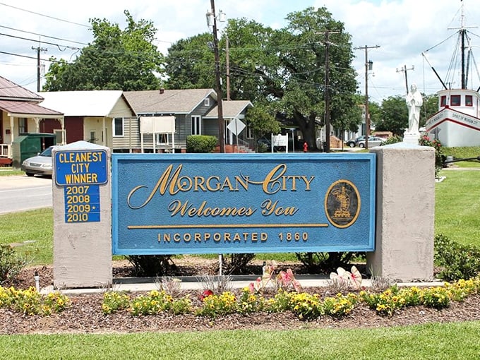 Morgan City's "Cleanest City" sign isn't just bragging&mdash;it's promising retirees a well-kept community that won't clean out their savings.